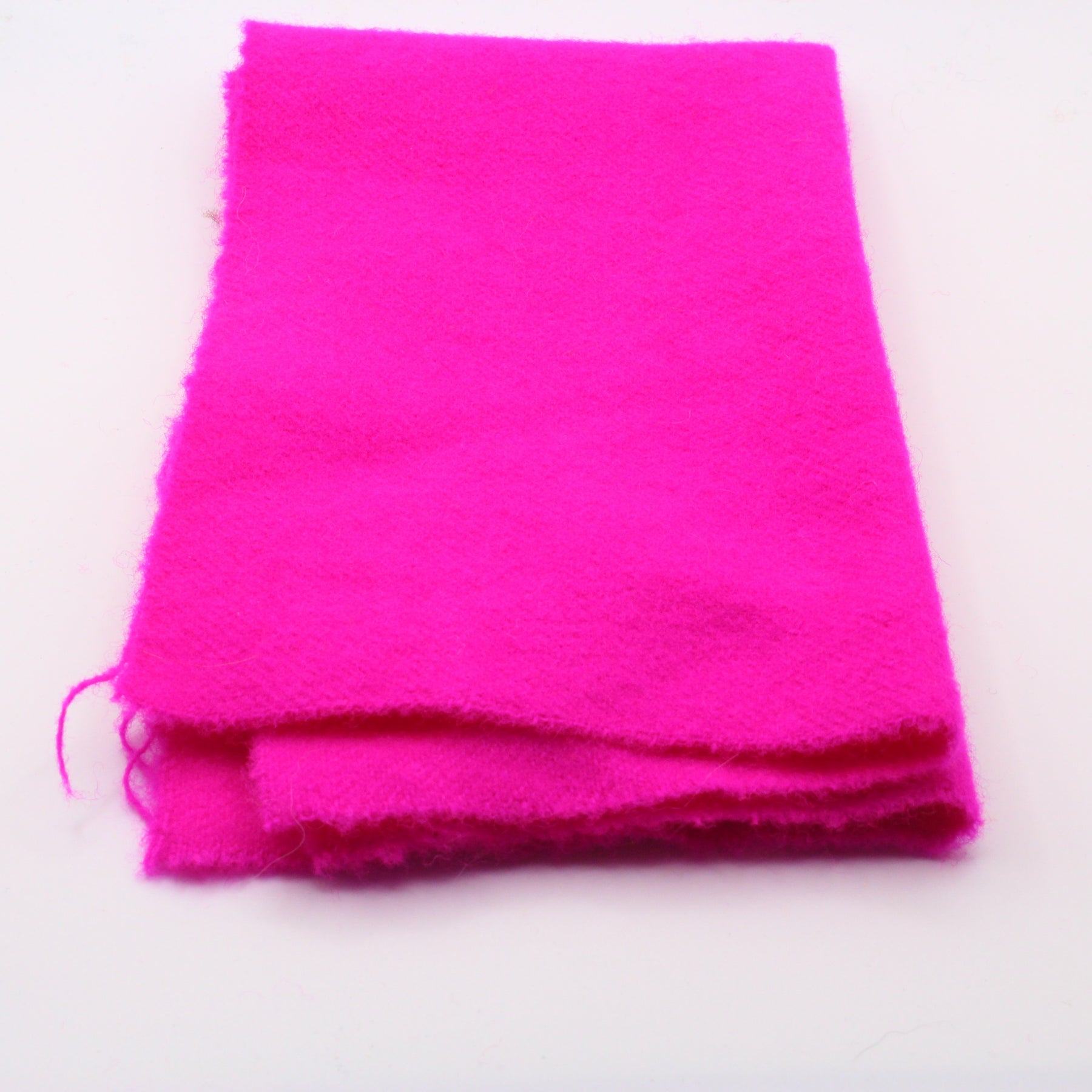 Hand Dyed Wool Rhodamine Red – Wool and Dye Works